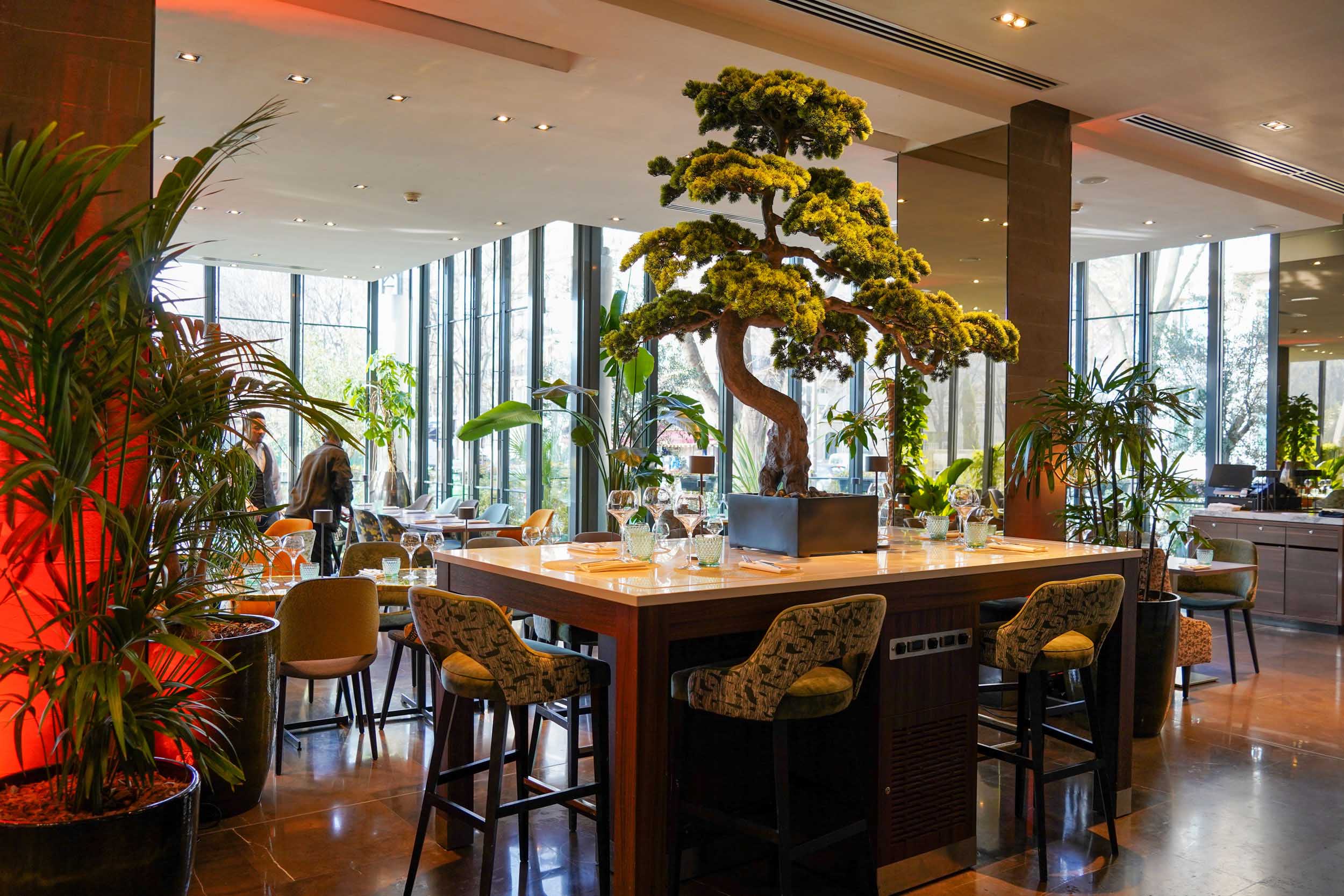 Restaurant and bar | FRAME Paris